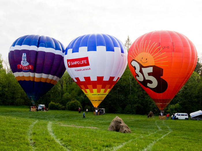 Lidojums ar gaisa balonu virs Siguldas - GribuAtpusties.lv